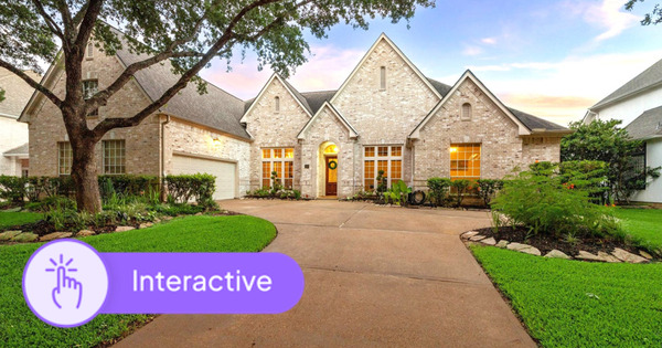 13 Lake Mist Drive